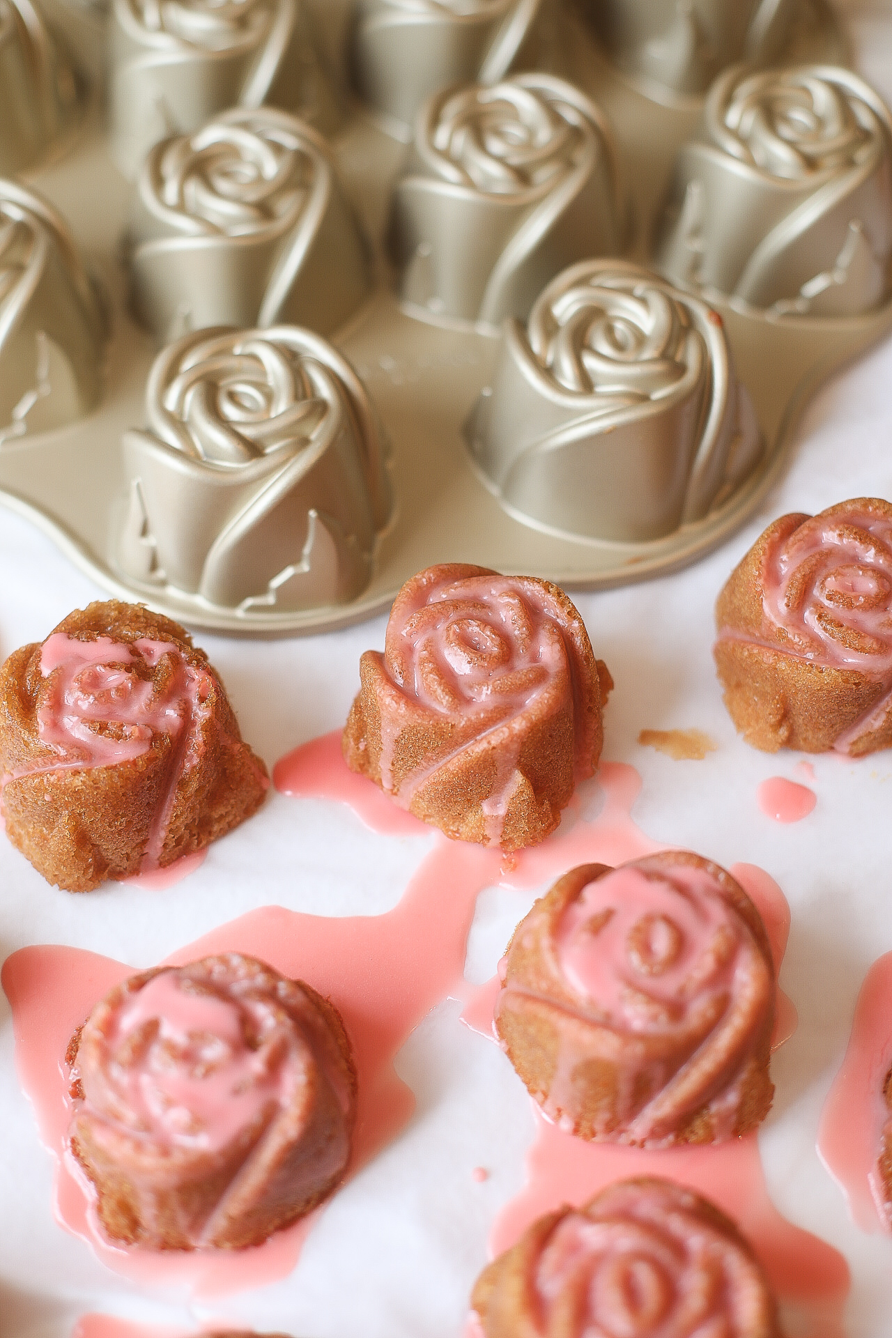 Valentine's Day: Cara Cara Rosebundt Cakes